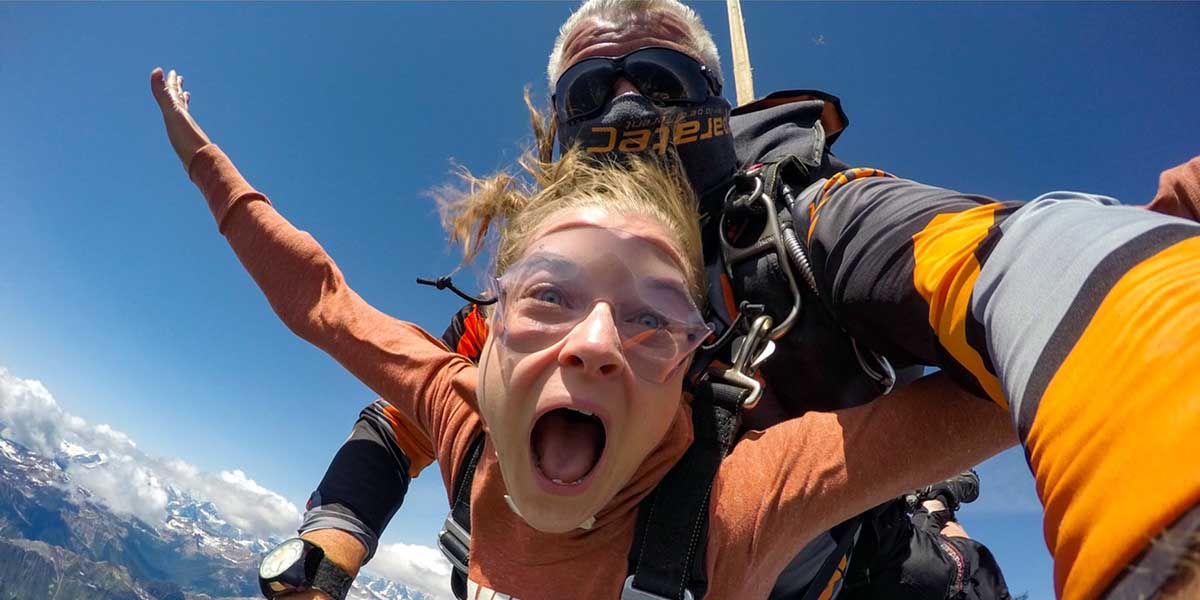 Skydive Extreme Yeti | Skydive Calgary, Banff And Canmore | 250-272-9384